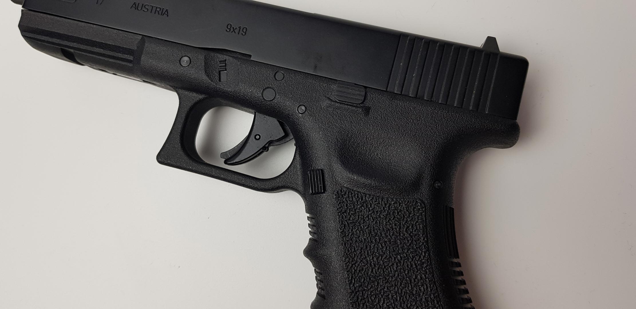 Buy Glock 17 Blowback CO2 pistol - Review and shooting test - FIV ...